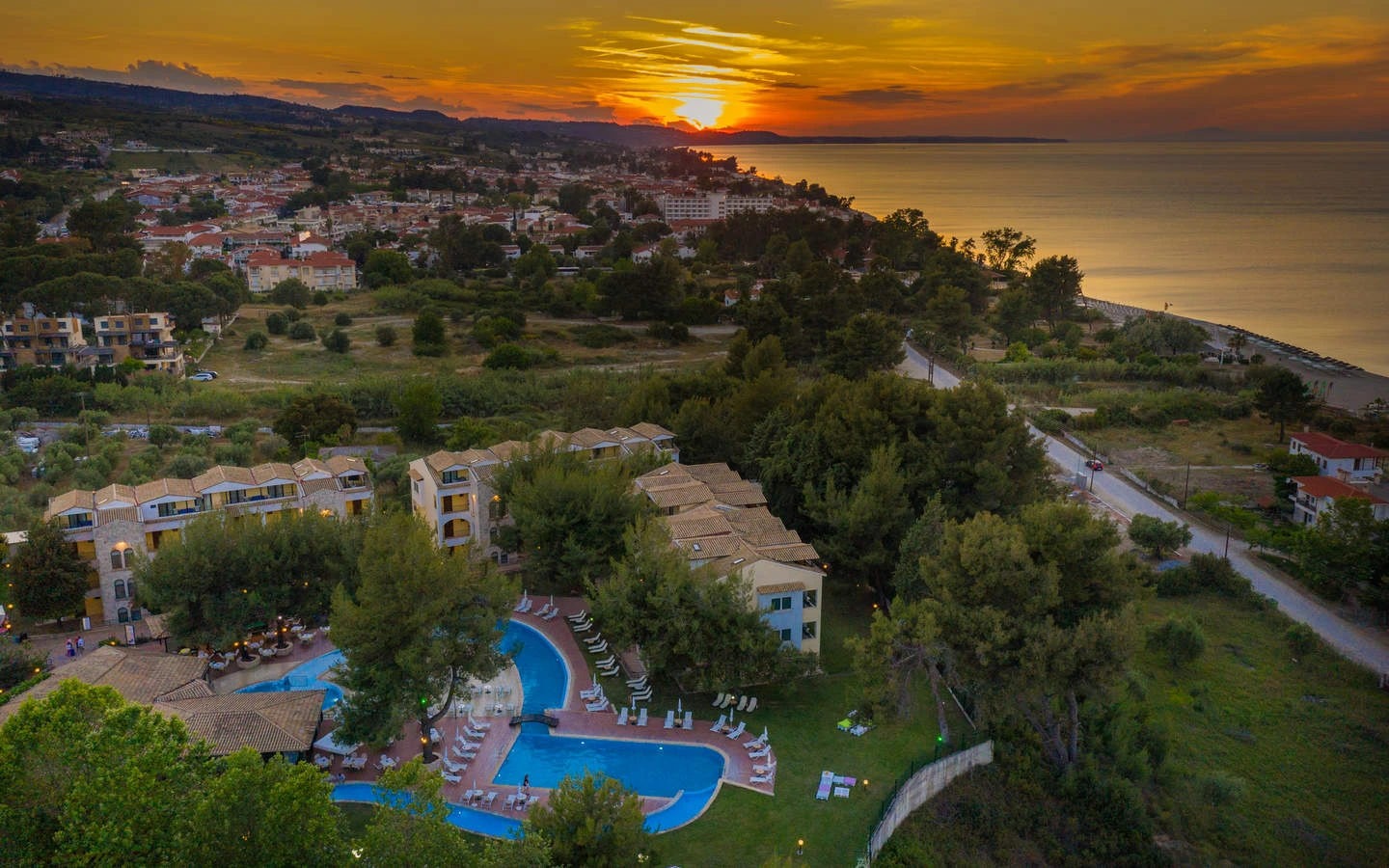 Services & Room Facilities